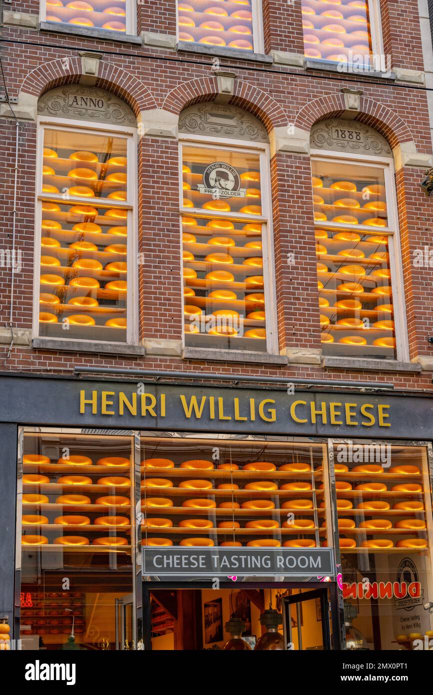 Cheese tasting rooms in Reguliersbreestraat 24, 1017 CN Amsterdam ...