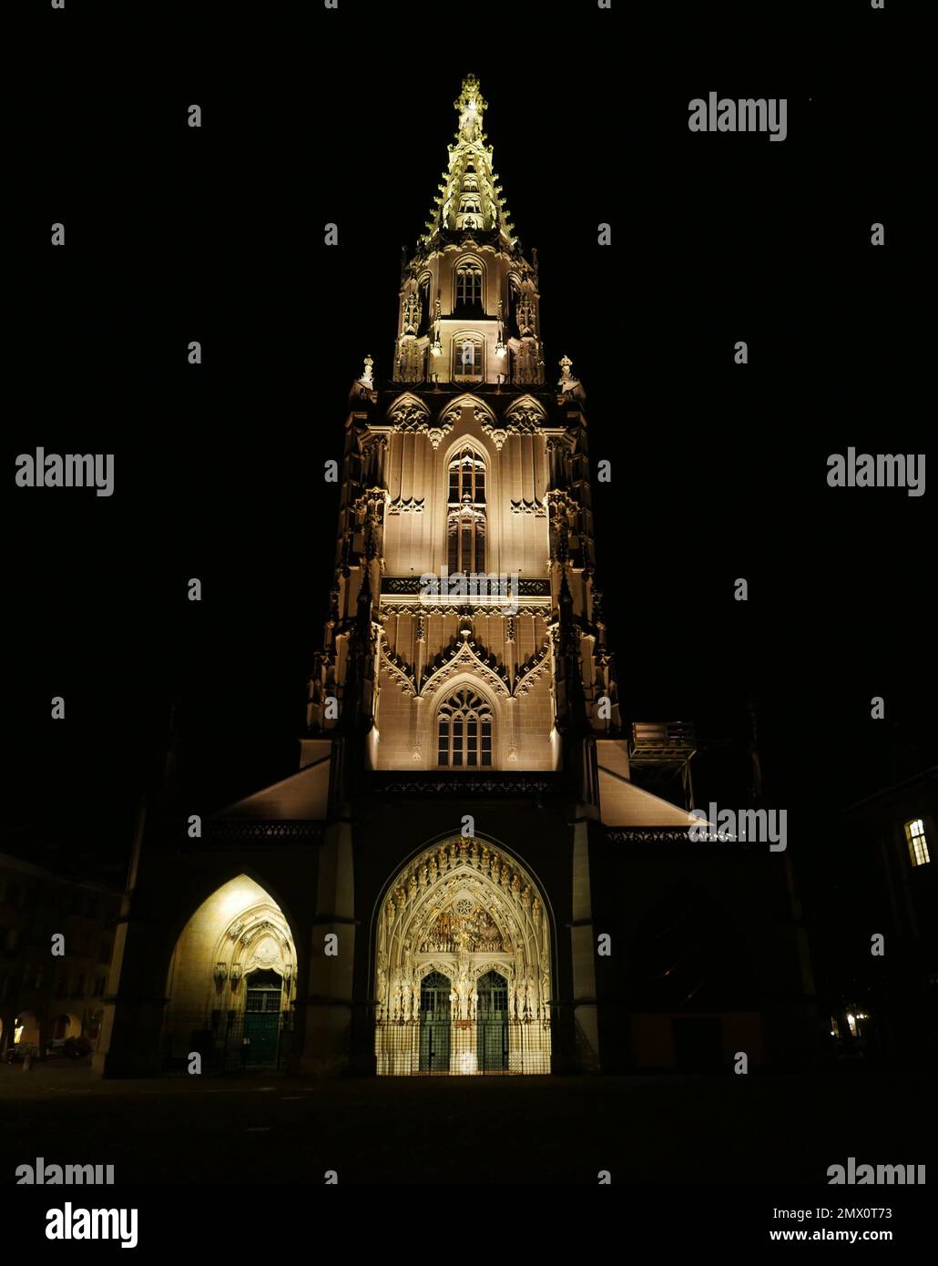 Bern Münster Cathedral of St. Vincent late-Gothic building in the Swiss ...
