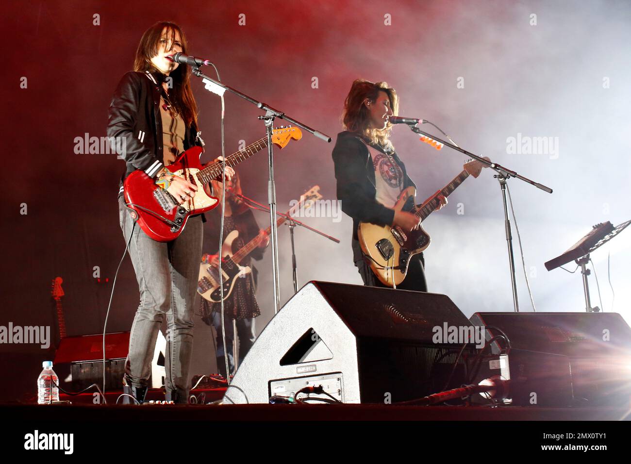 Theresa Wayman, left, and Emily Kokal, both guitar and vocalists of the ...