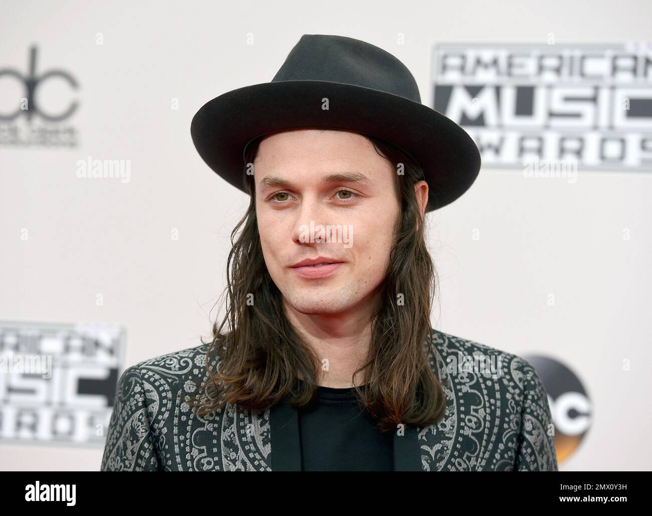James Bay arrives at the American Music Awards at the Microsoft Theater ...
