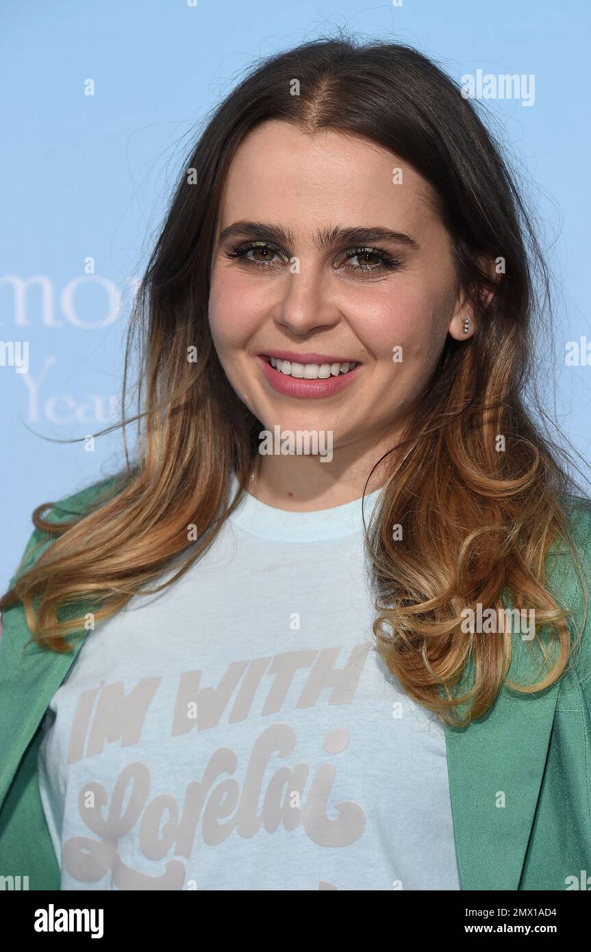 Mae Whitman arrives at the premiere of "Gilmore Girls: A Year In The ...