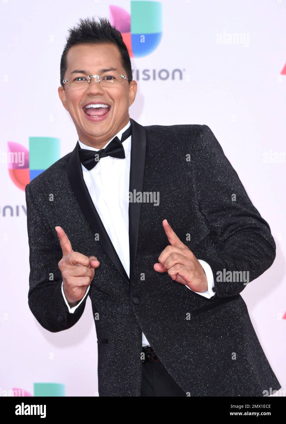 Charlie Zaa arrives at the 17th annual Latin Grammy Awards at the T ...