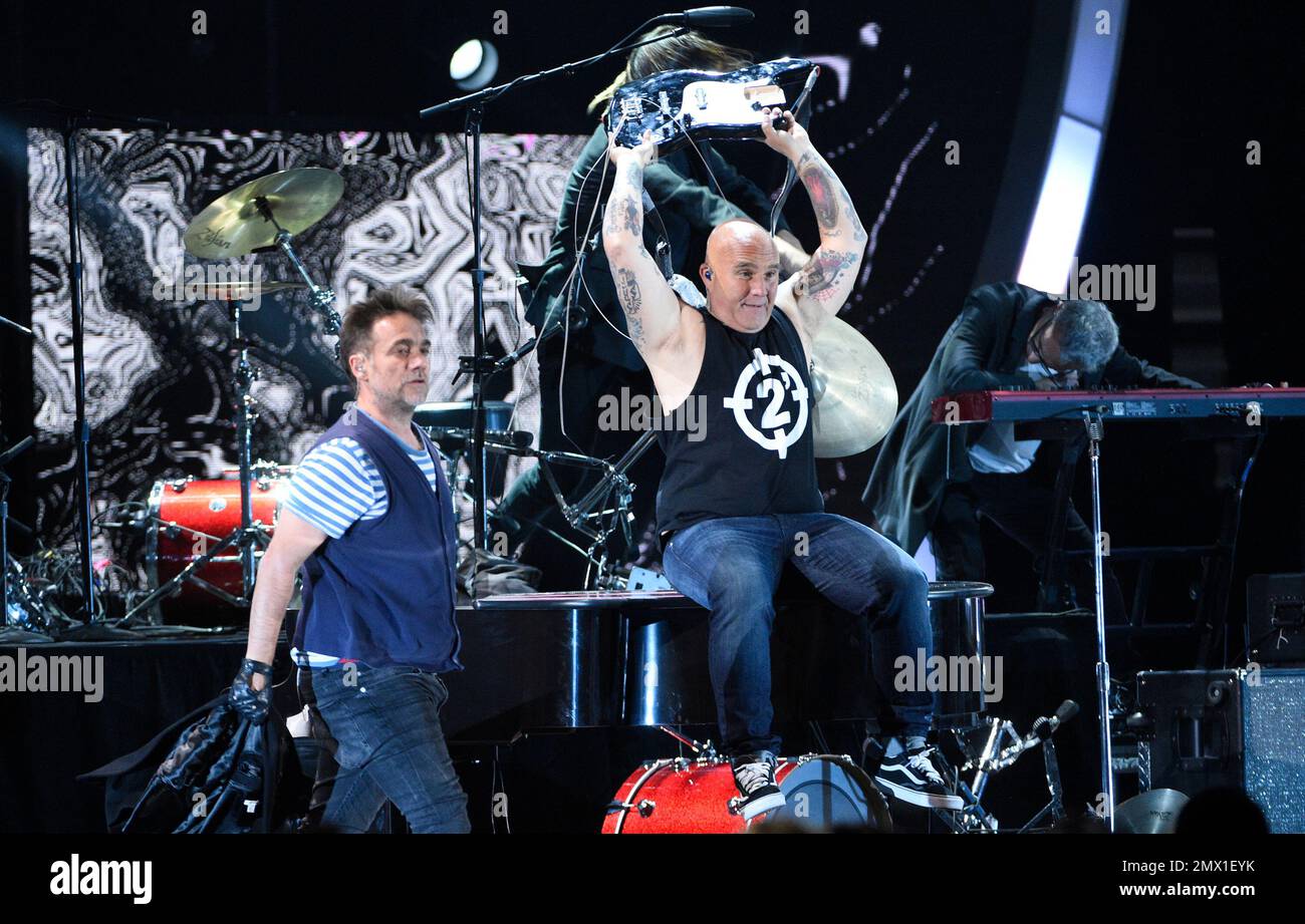 Los Fabulosos Cadillacs perform a medley at the 17th annual Latin ...