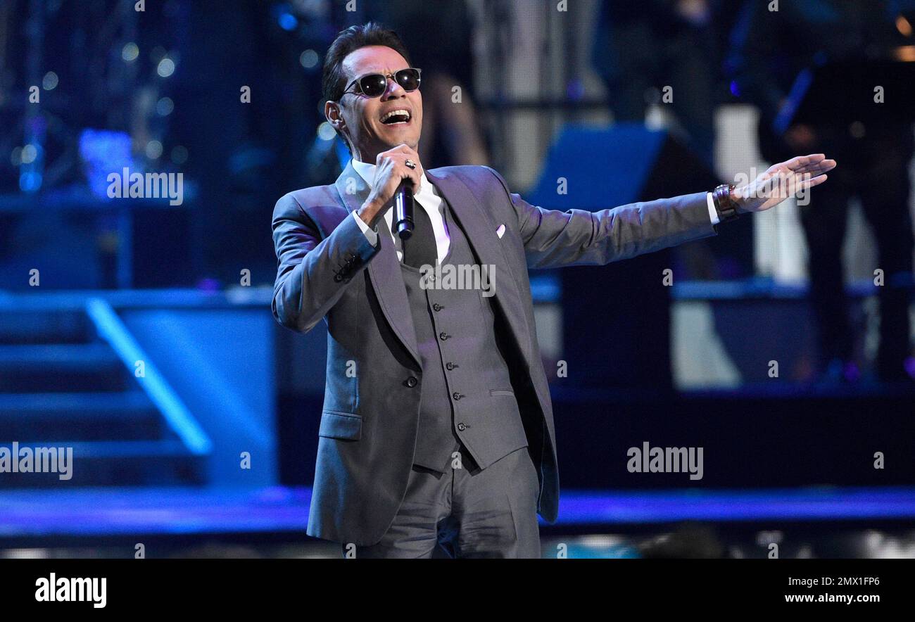 Marc Anthony performs a medley at the 17th annual Latin Grammy Awards ...
