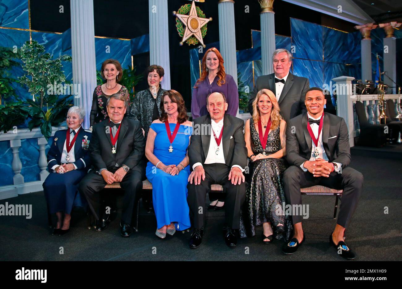 The 2016 inductees into the Oklahoma Hall of Fame pose for a photo ...