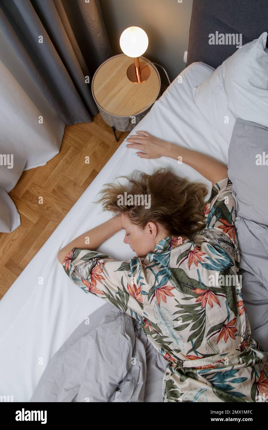 Serene sheets hi-res stock photography and images - Alamy