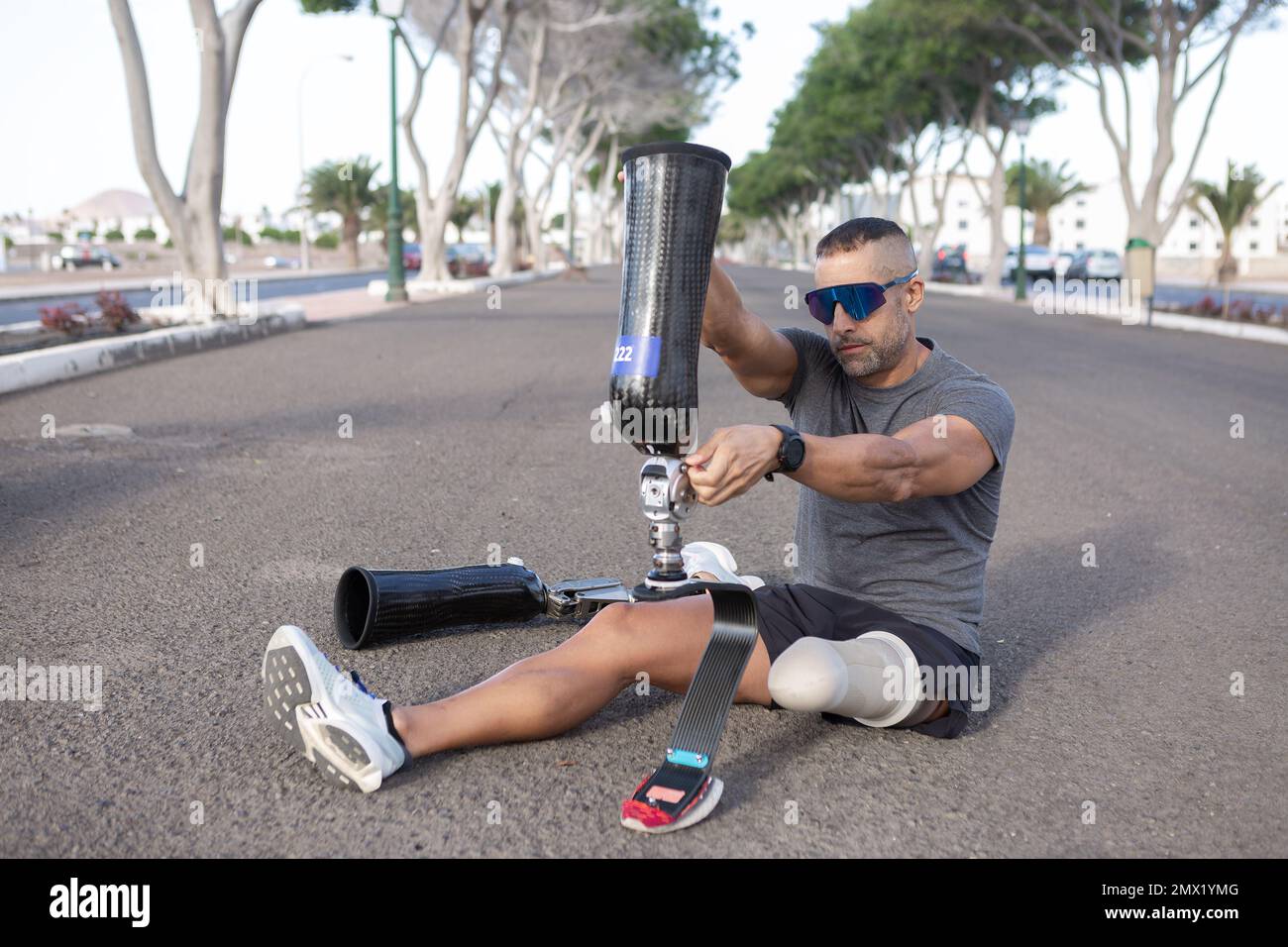 Male amputee hi-res stock photography and images - Alamy