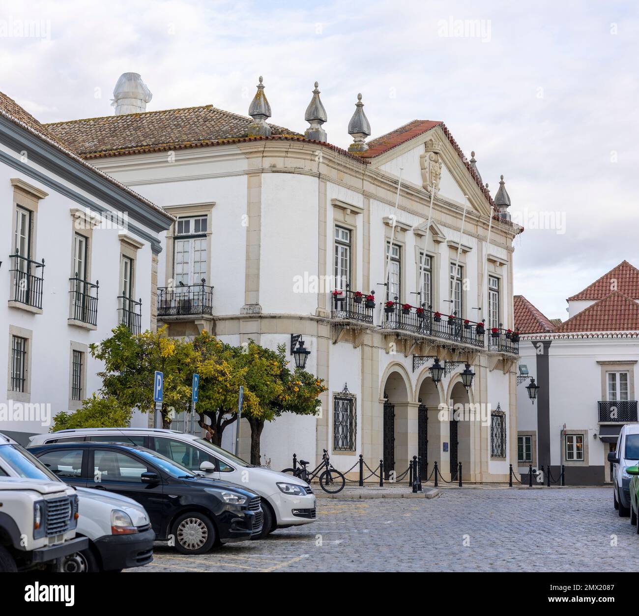 Faro town hall office building hi-res stock photography and images - Alamy