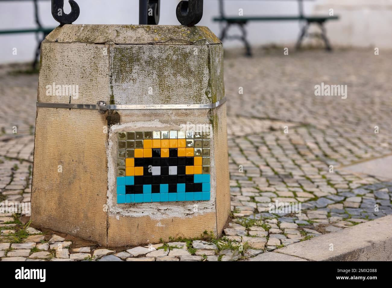 FARO, PORTUGAL - 4th DECEMBER 2022: View of pixel art design creature ...