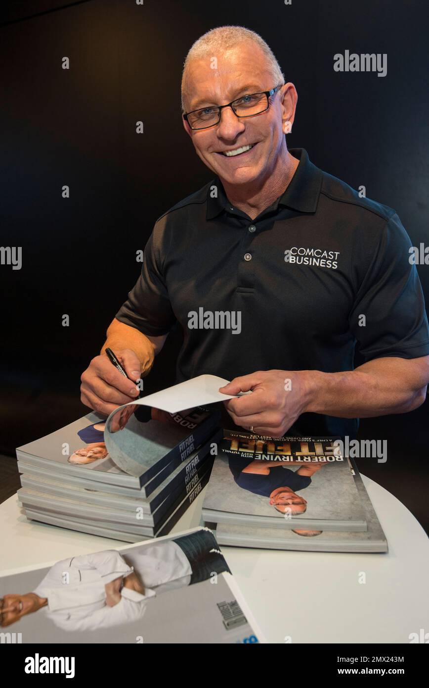 Celebrity Chef Robert Irvine during a meet and greet with fans at the ...
