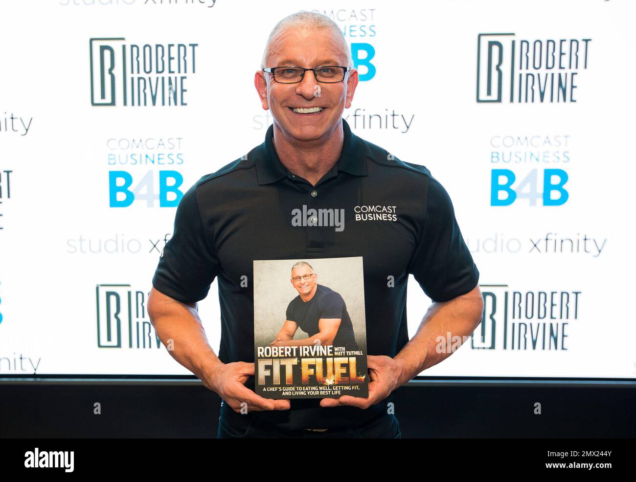 Celebrity Chef Robert Irvine during a meet and greet with fans at the ...