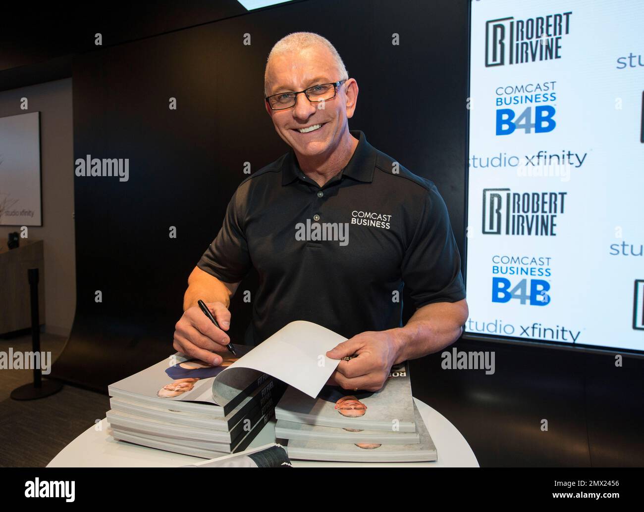Celebrity Chef Robert Irvine during a meet and greet with fans at the ...