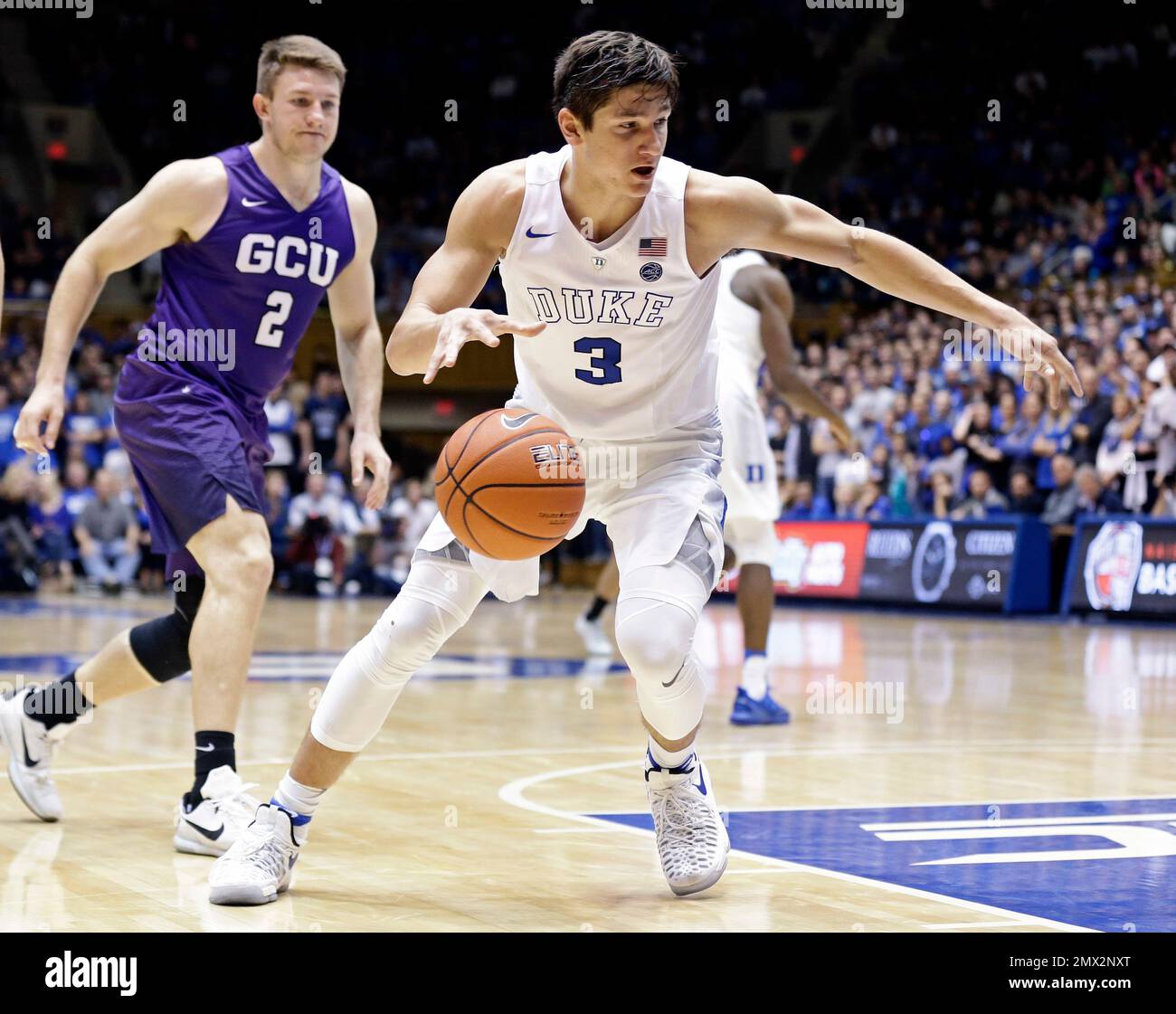 Duke's Grayson Allen (3) dribbles the ball as Grand Canyon's Joshua ...