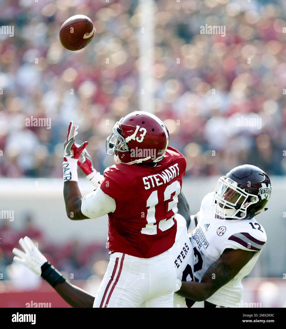 Alabama wide receiver ArDarius Stewart jumps up for an incomplete pass ...