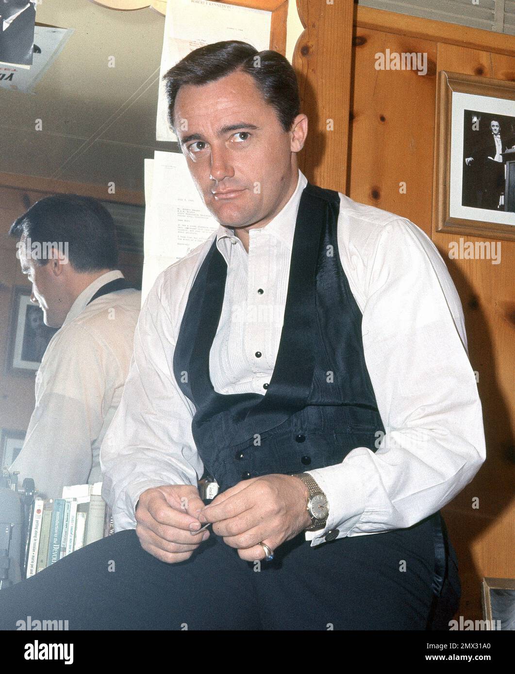 FILE - This undated file photo shows actor Robert Vaughn. Vaughn, the debonair crime-fighter of ...