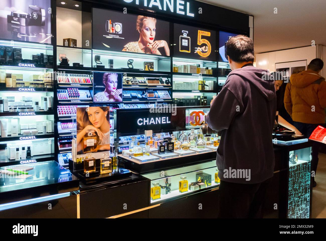 Paris, France, Chinese Man, Tourists, Looking at Luxury French Perfumes ...