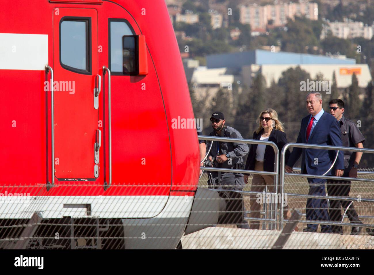 Israeli Prime Minister Benjamin Netanyahu, second uight, and his wife ...