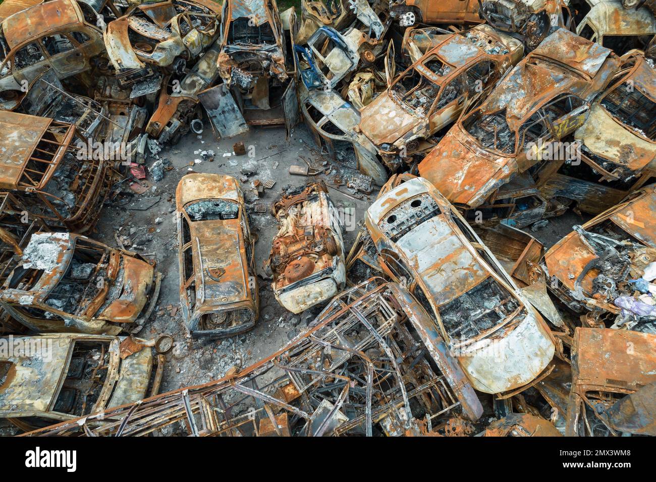 War-destroyed cars in Irpin, Bucha district, Ukraine Stock Photo - Alamy