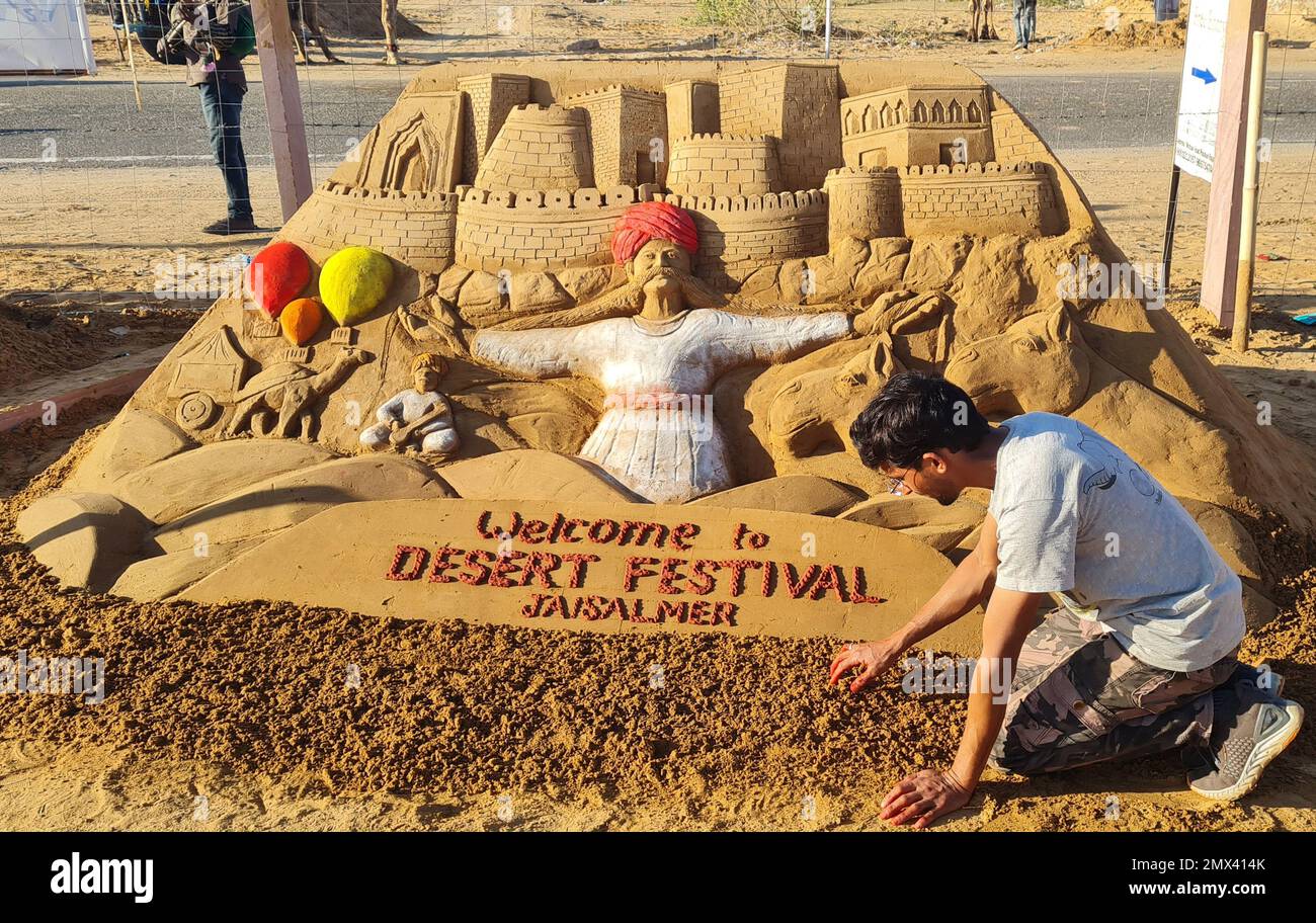 Pushkar, Rajasthan, India, February 2, 2023 : Sand Artist Ajay Rawat ...
