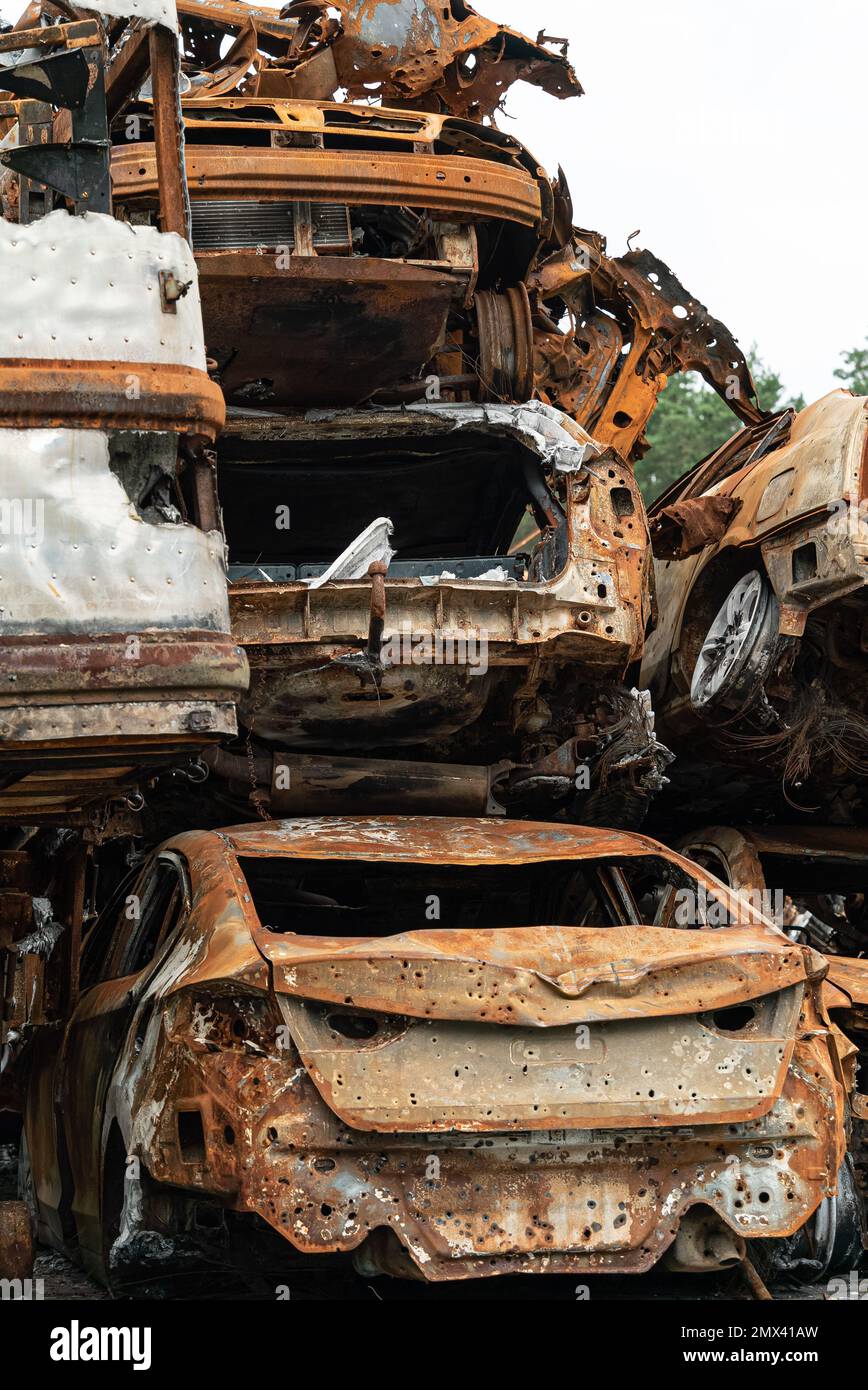 Consequences of the war in Ukraine - destroyed cars in Irpin, Bucha ...