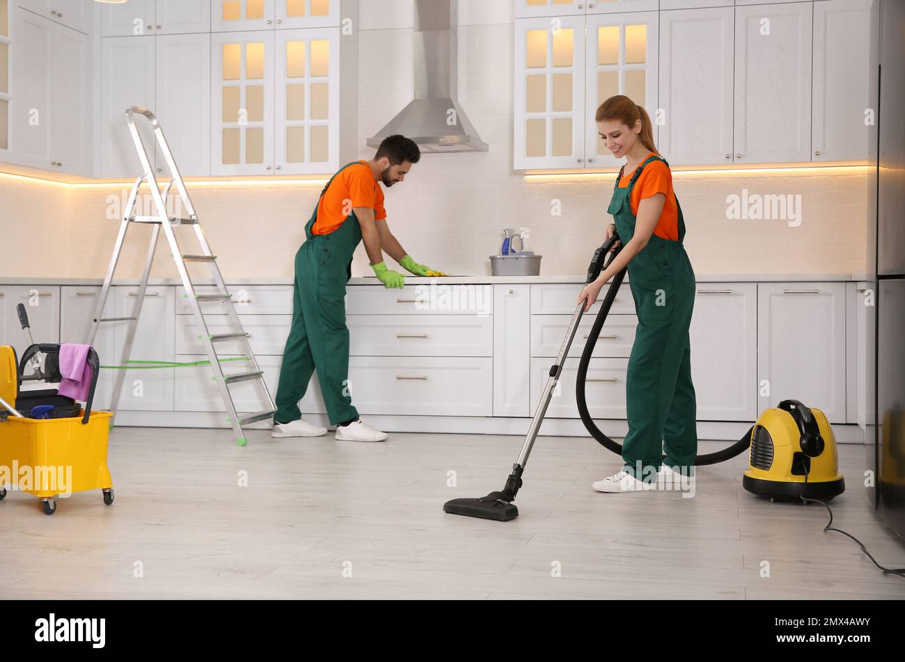Janitors mop bucket hi-res stock photography and images - Alamy