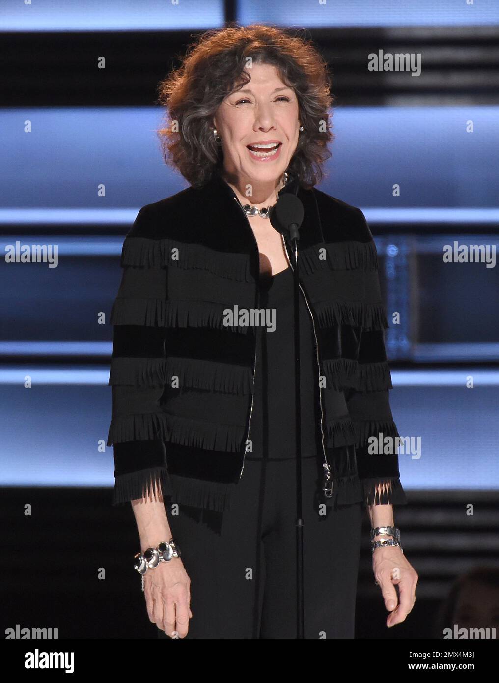 Lily Tomlin presents a tribute to Dolly Parton, recipient of the the ...