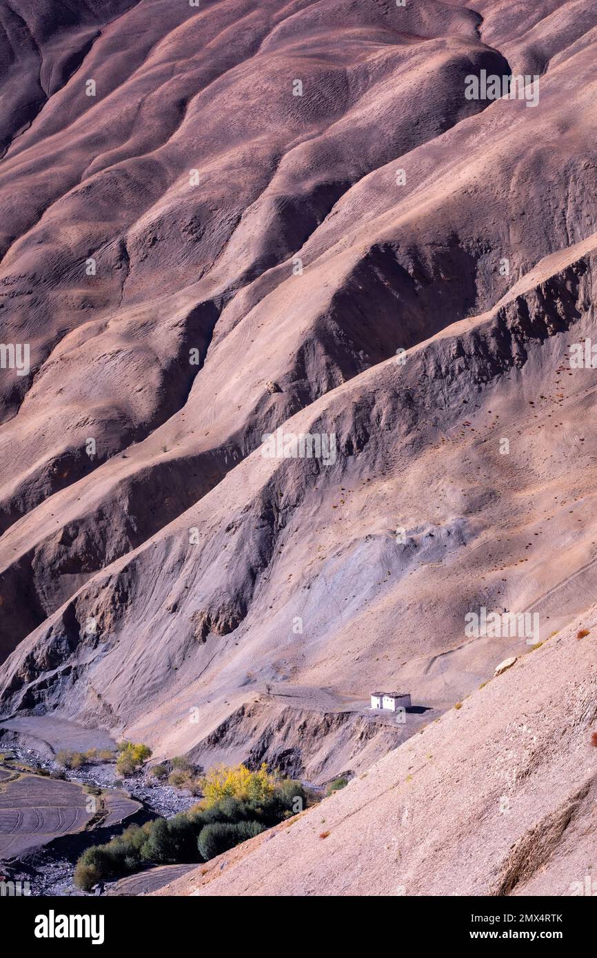 Barren landscape near Lingshed, Ladakh, India Stock Photo - Alamy