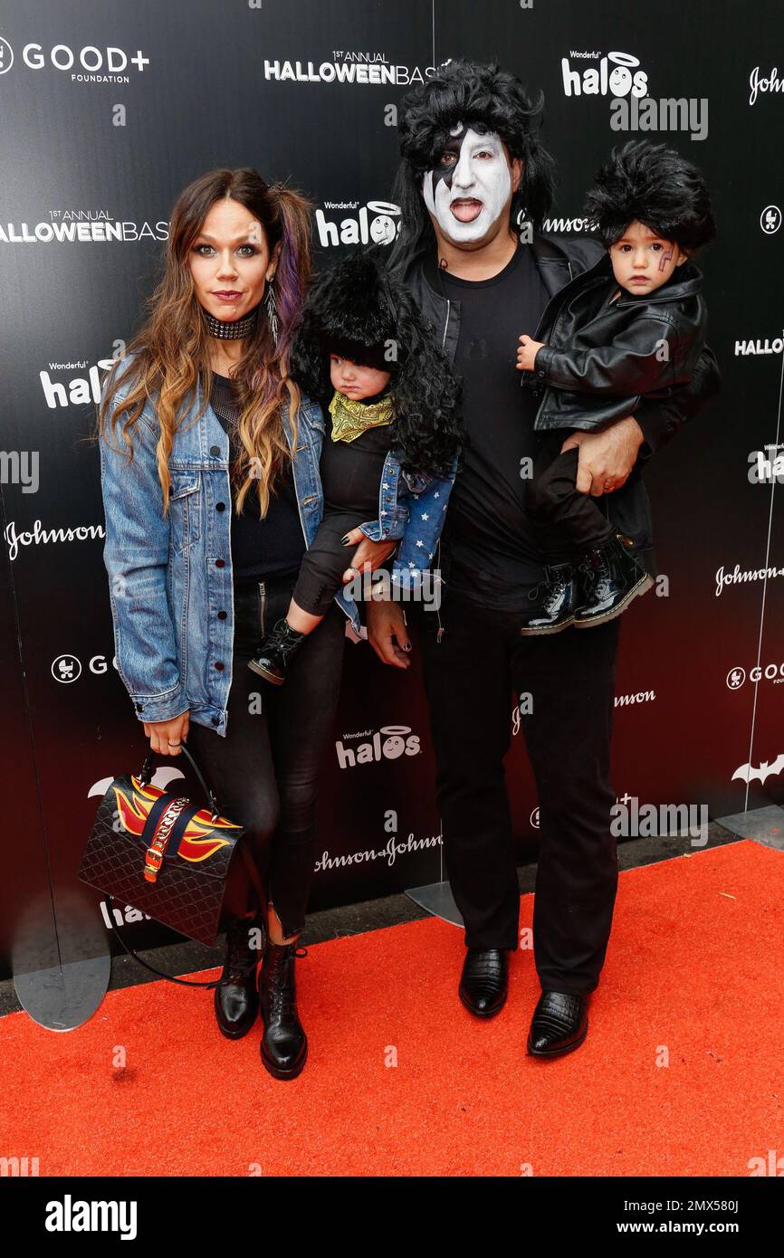 Mary Kitchen, from left, Jon Orszag and family attend the 2016 GOOD ...