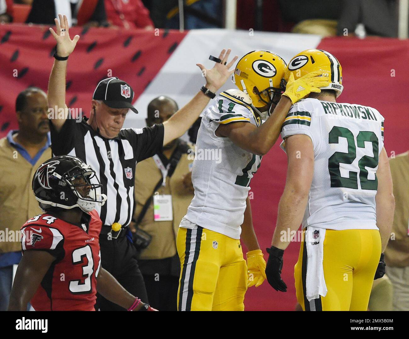 Green Bay Packers wide receiver Trevor Davis (11) celebrates his ...
