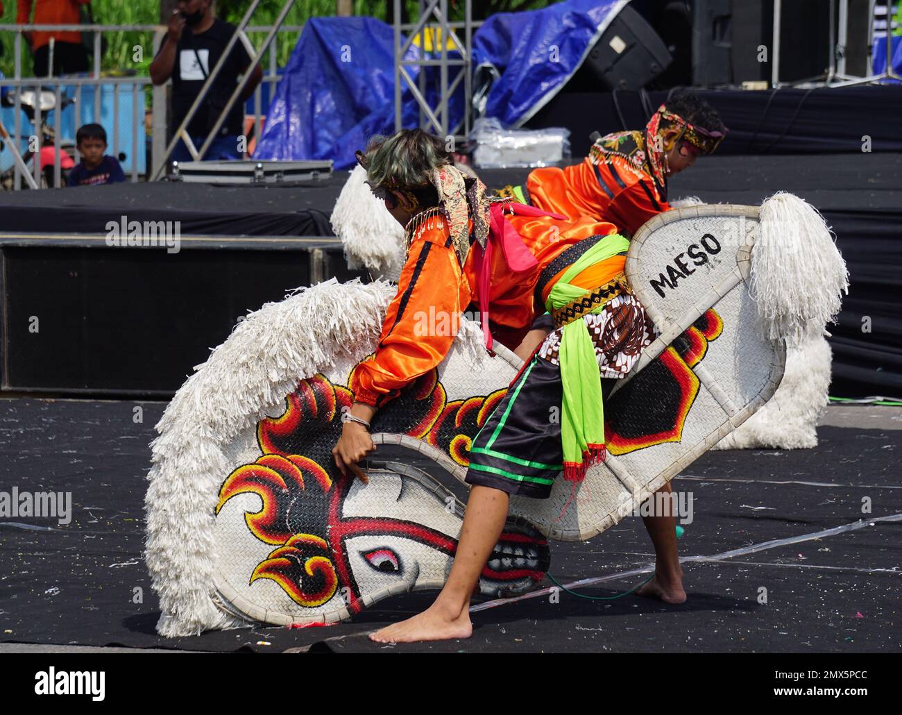 Indonesian performing Jaranan dance (kuda lumping, kuda kepang) dance ...