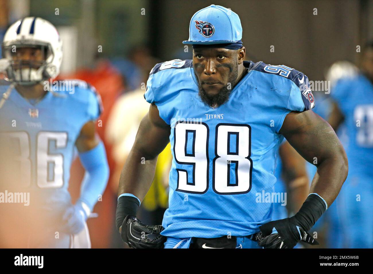 Tennessee Titans outside linebacker Brian Orakpo (98) takes the field ...