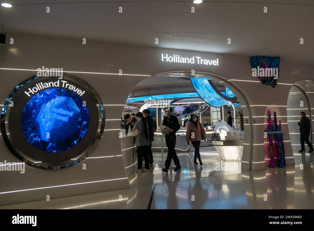 SHANGHAI, CHINA - FEBRUARY 2, 2023 - Customers select cakes and ...