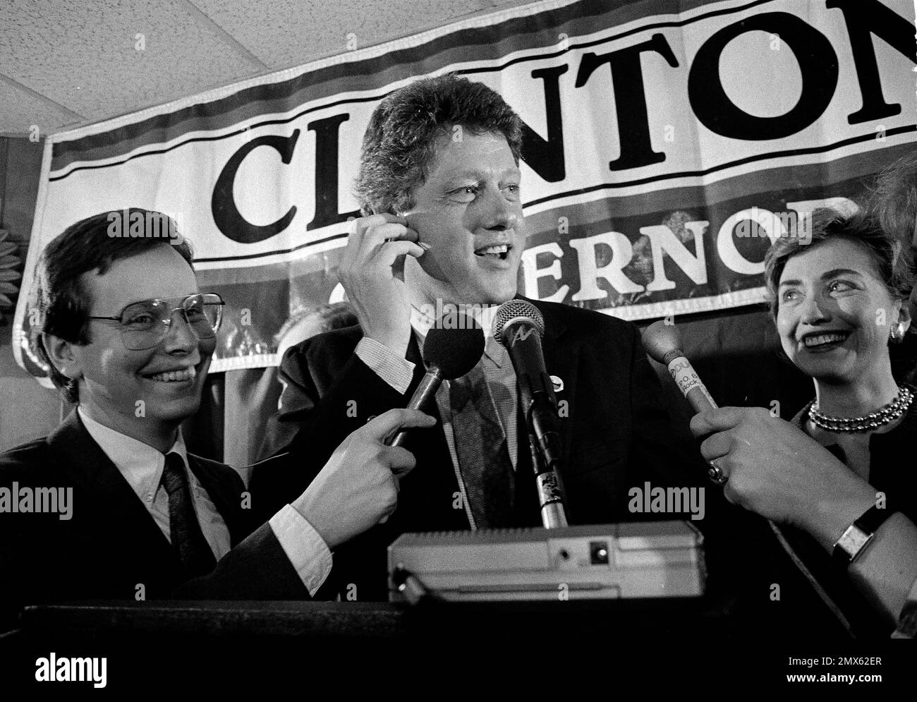 Arkansas Governor Bill Clinton speaks to reporters and supporters at ...