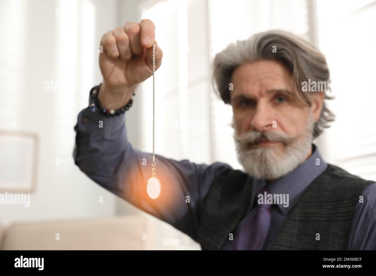 Pendulum man hi-res stock photography and images - Alamy