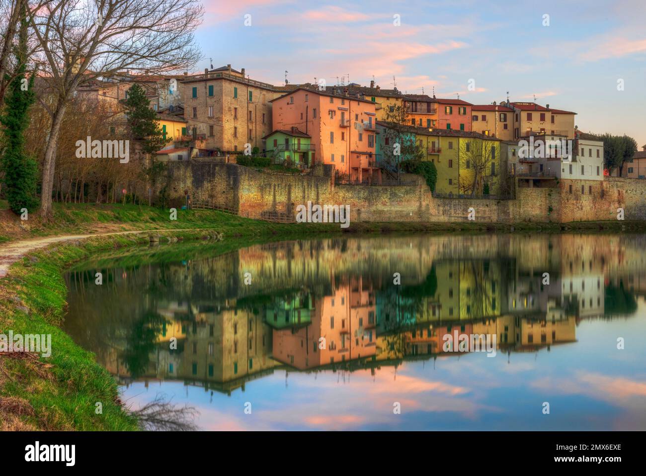 Perugia walls italy hi-res stock photography and images - Alamy