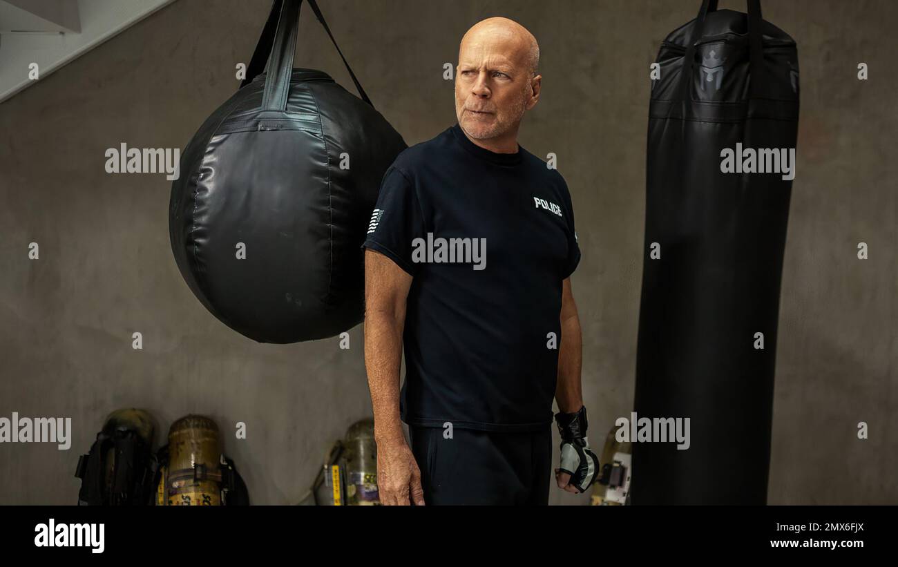 DETECTIVE KNIGHT: INDEPENDENCE, Bruce Willis, 2023. © Lionsgate ...