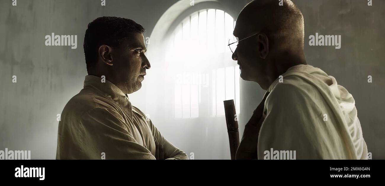 GANDHI GODSE EK YUDH, from left: Chinmay Mandlekar as Nathuram Godse ...