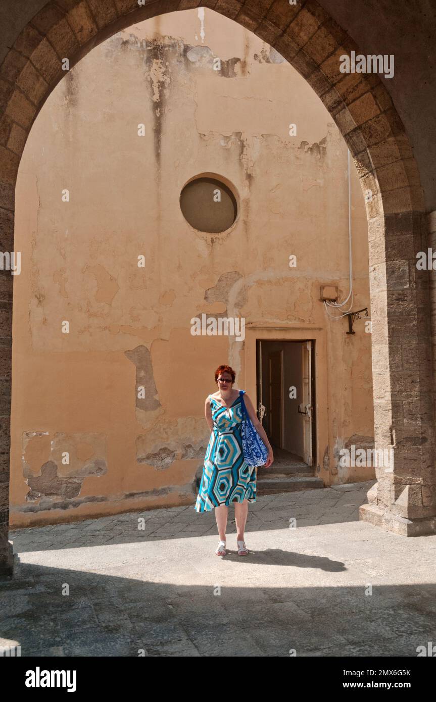 Woman naples hi-res stock photography and images - Alamy