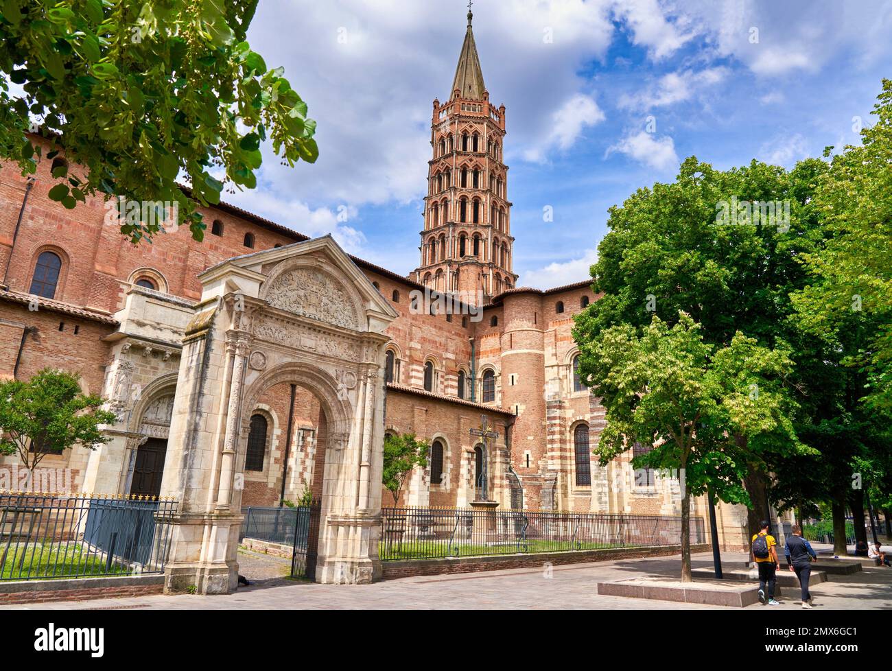 Basilica of Saint-Sernin, Toulouse, Haute-Garonne, Occitanie, France ...