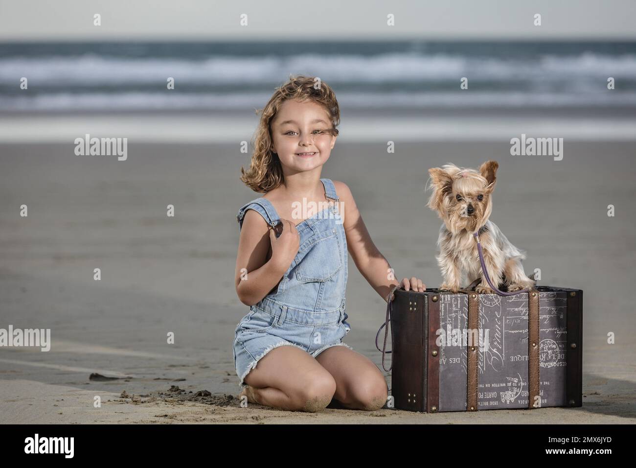 Strap girl hi-res stock photography and images - Alamy