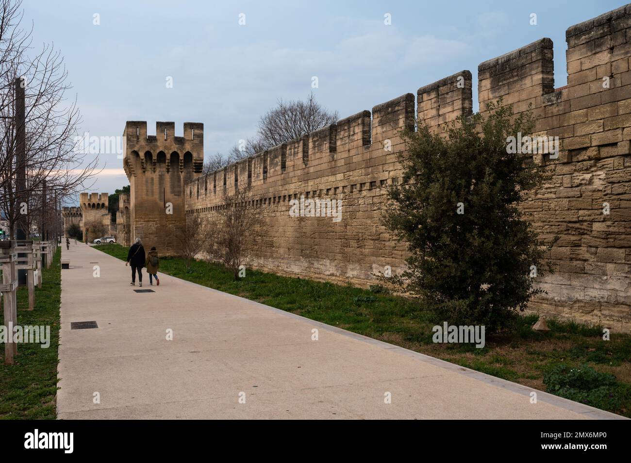 Medieval defence wall hi-res stock photography and images - Alamy