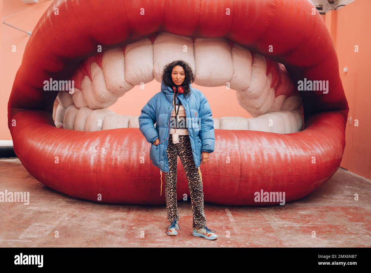 RYE LANE, director Raine Allen Miller, on set, 2023. ph: Chris Harris ...