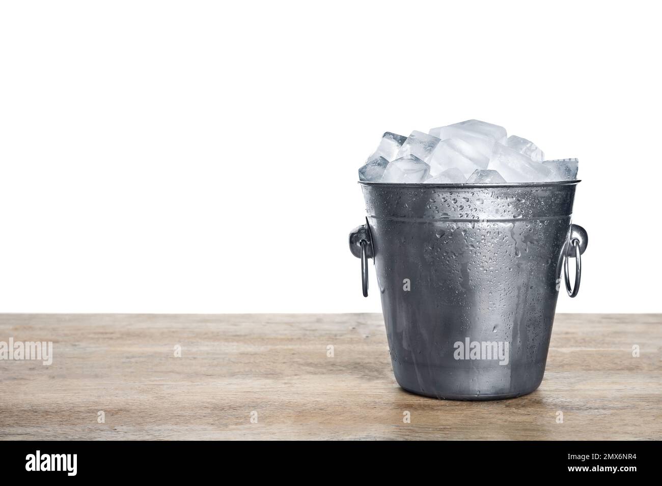Bucket of ice against white hi-res stock photography and images - Alamy
