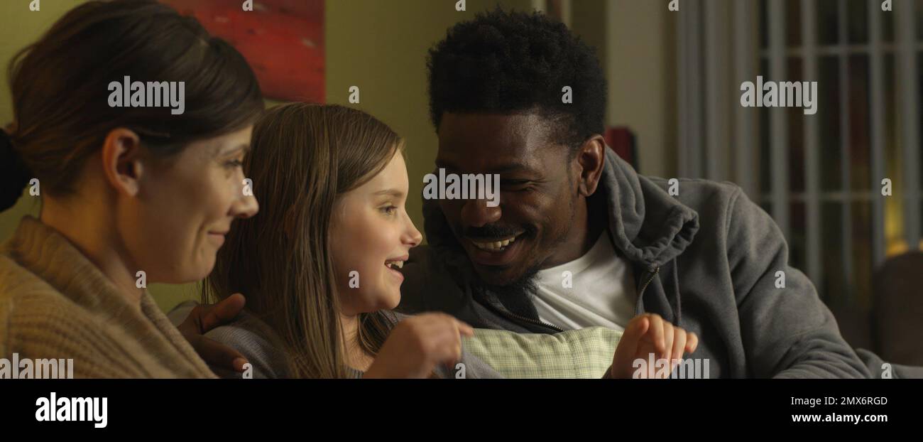 THE 3RD GUEST, (aka THE THIRD GUEST), Logan Laurel (center), Matthew T ...