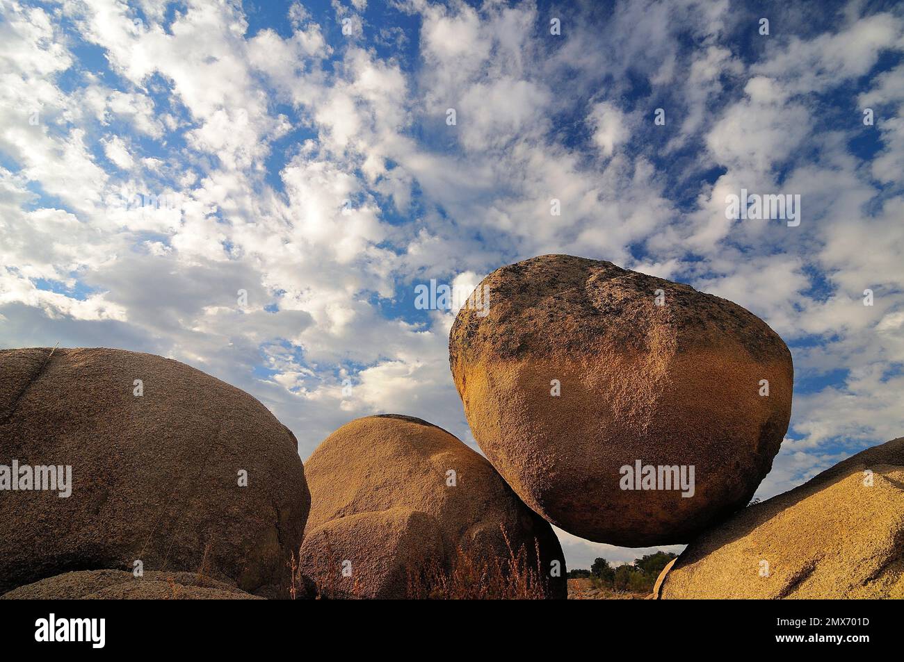 Granitic rocks hi-res stock photography and images - Alamy