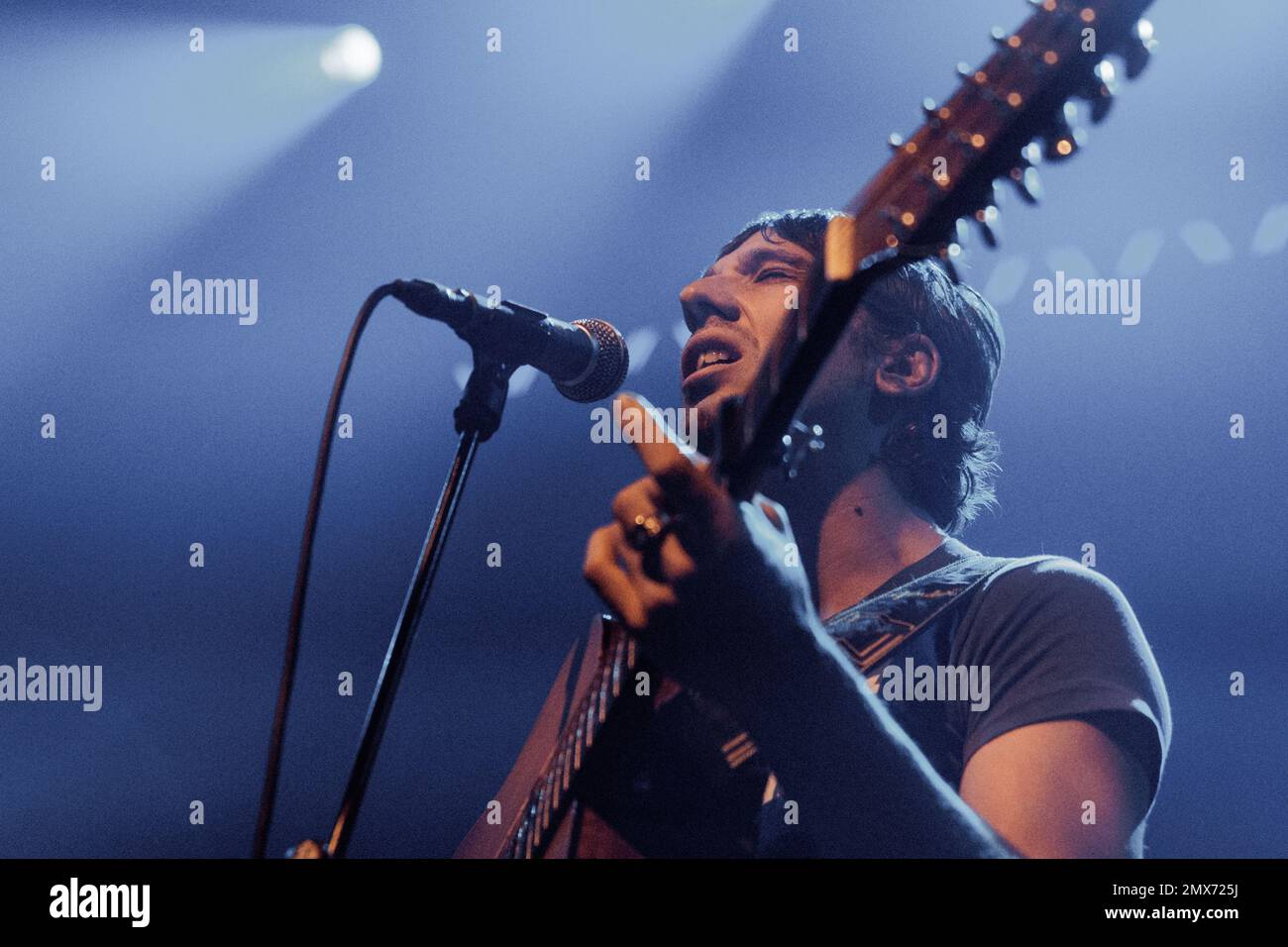 Sam burton singer hi-res stock photography and images - Alamy