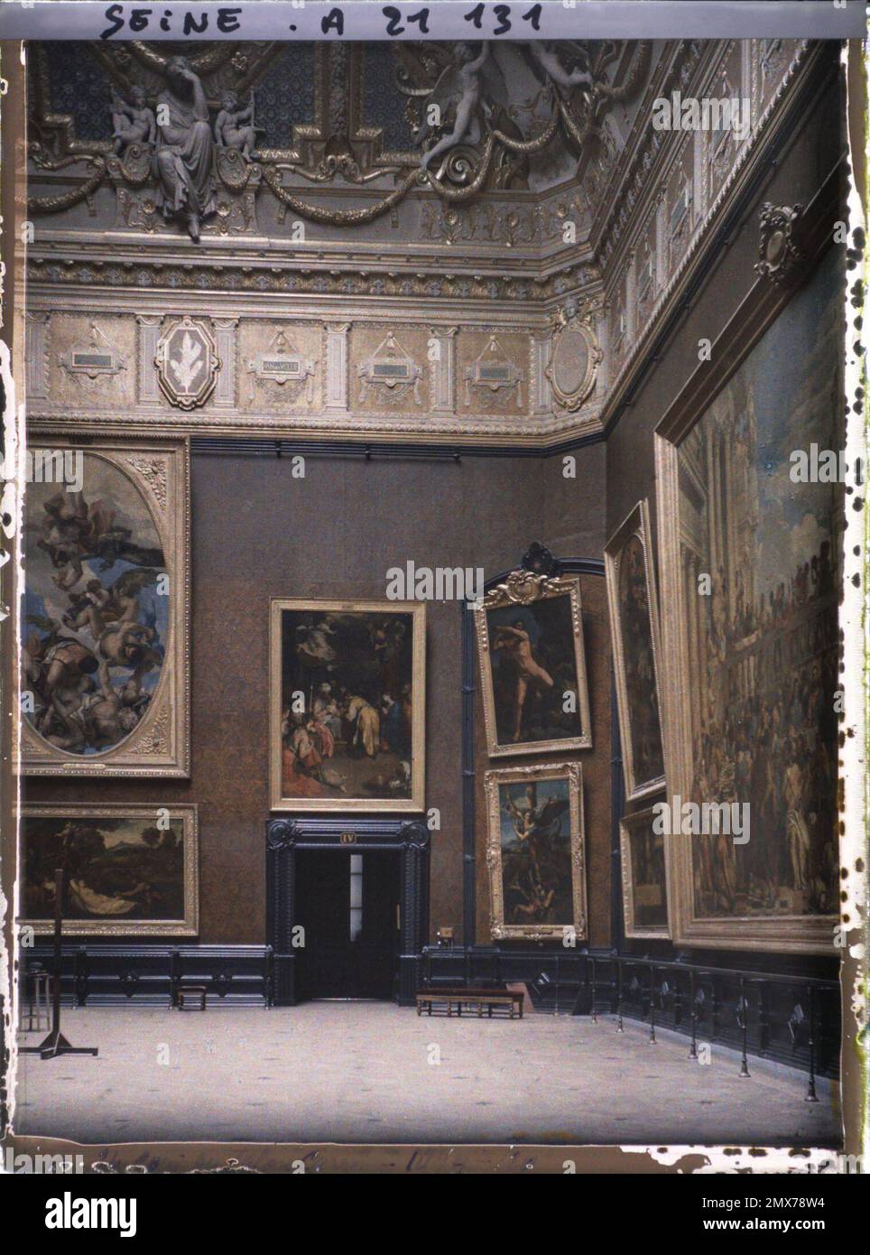 Paris (1st arr.), France Italian painting (Barocci, Raphaël, Véronèse ...