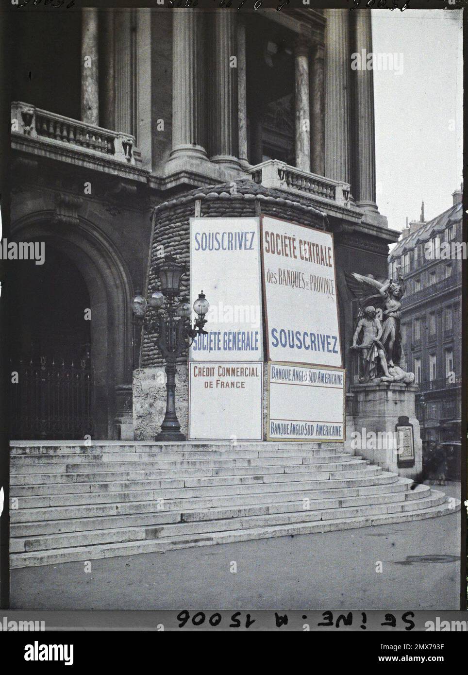 Paris (ixe arr.), France posters of the loan on the Garnier Opera ...
