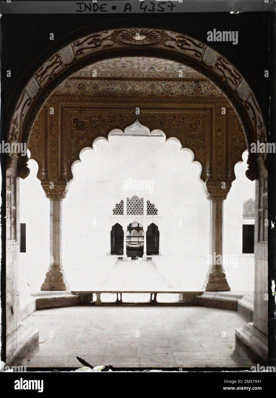 Delhi, Indies in the Red Fort (Lal Qila), the empty basins of the ...