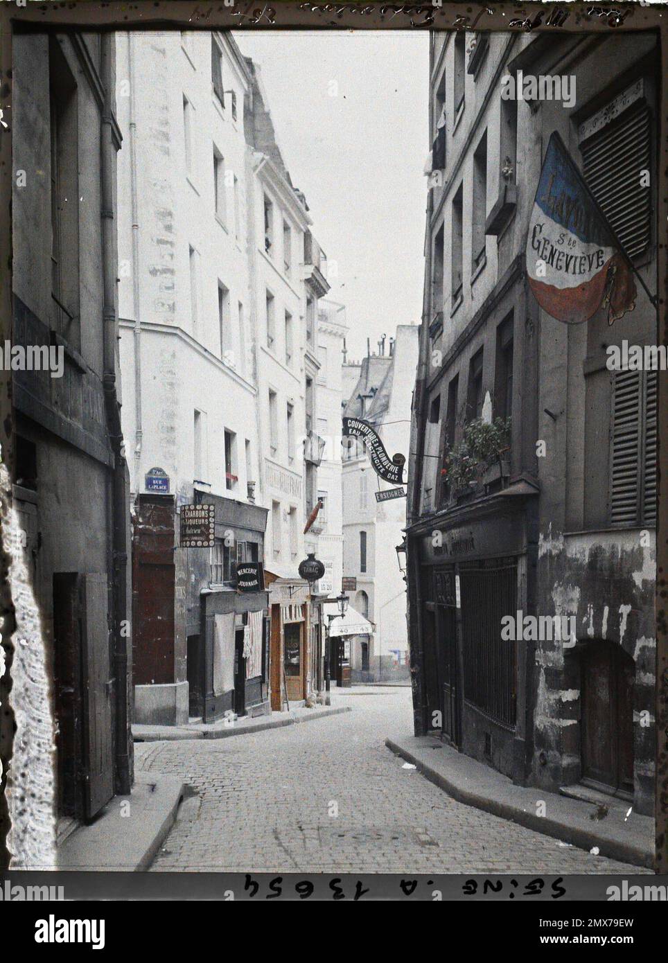Corner rue laplace hi-res stock photography and images - Alamy
